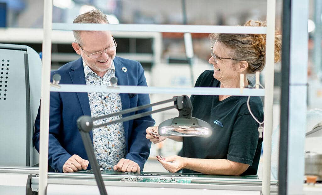 About - Micro Technic